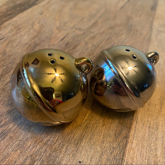 Holiday | Jingle Bells Salt Pepper Shaker | Poshmark